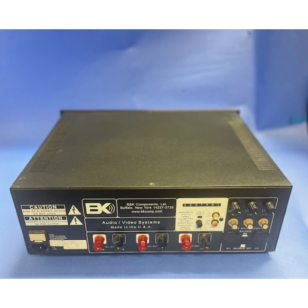 B&K Components Reference 4430 3 Channel Power Amplifier - Power Amplifiers